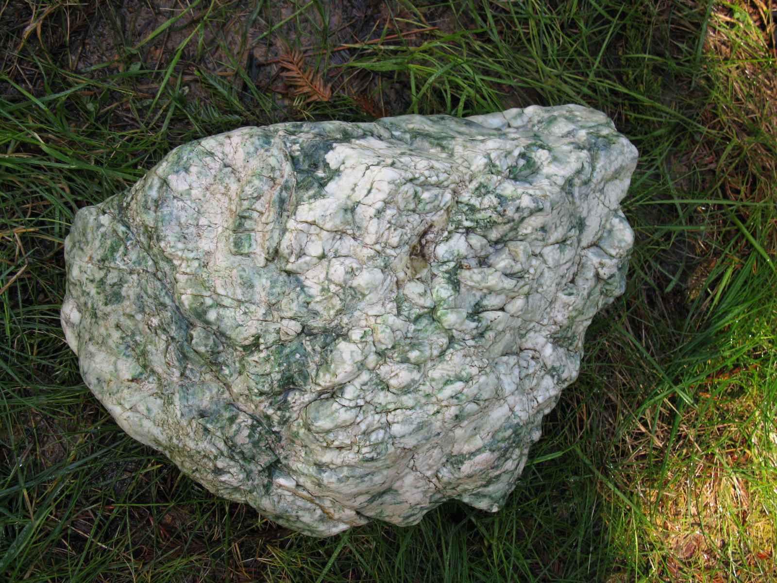 Suiseki .com - Celtic Section - Stones for sale, Lapidary - The Art of ...